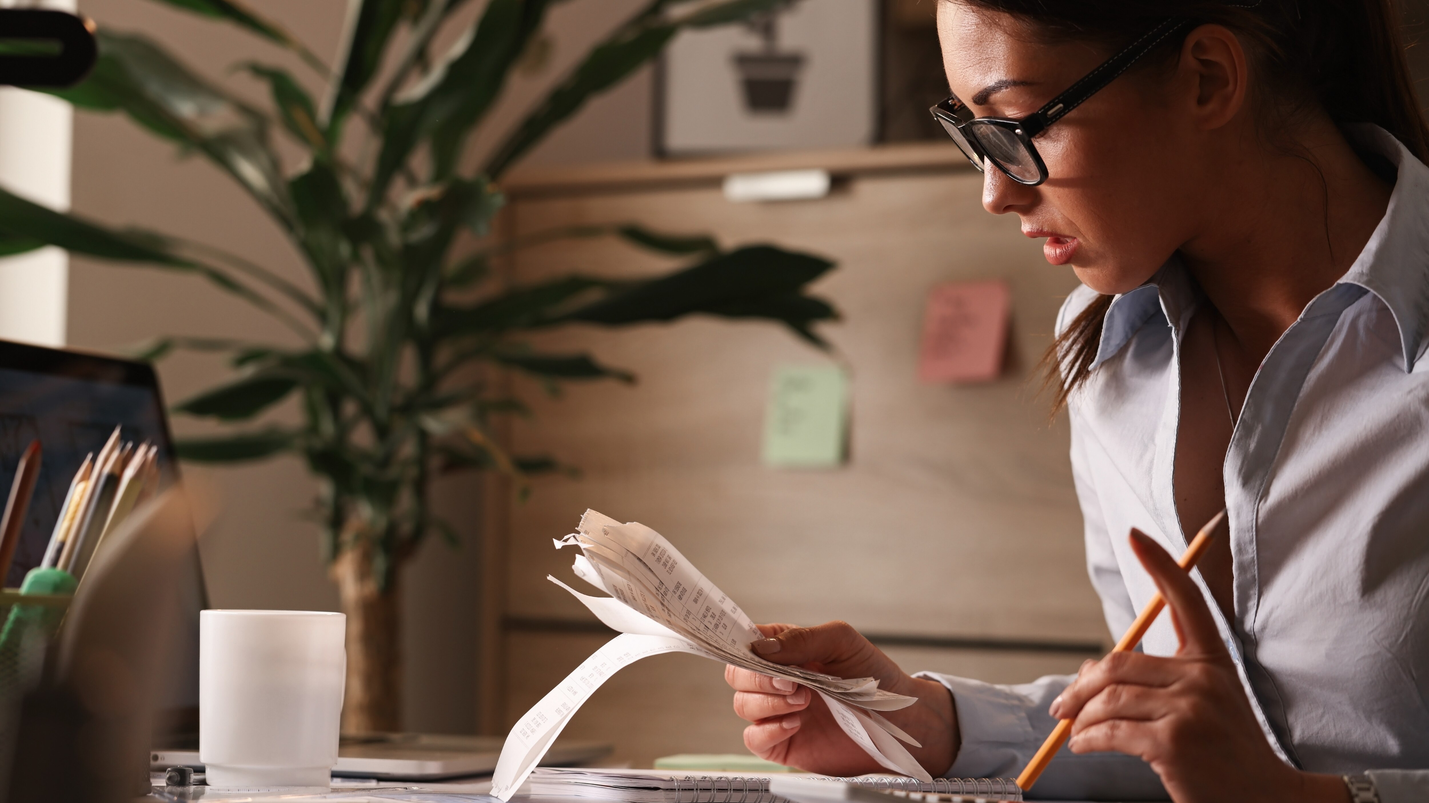 Emolumentos: o que são e como são calculados. Confira! - XP Investimentos