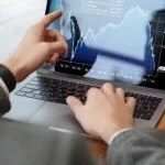 Selic: veja o histórico e a projeção para 2025 - XP Investimentos